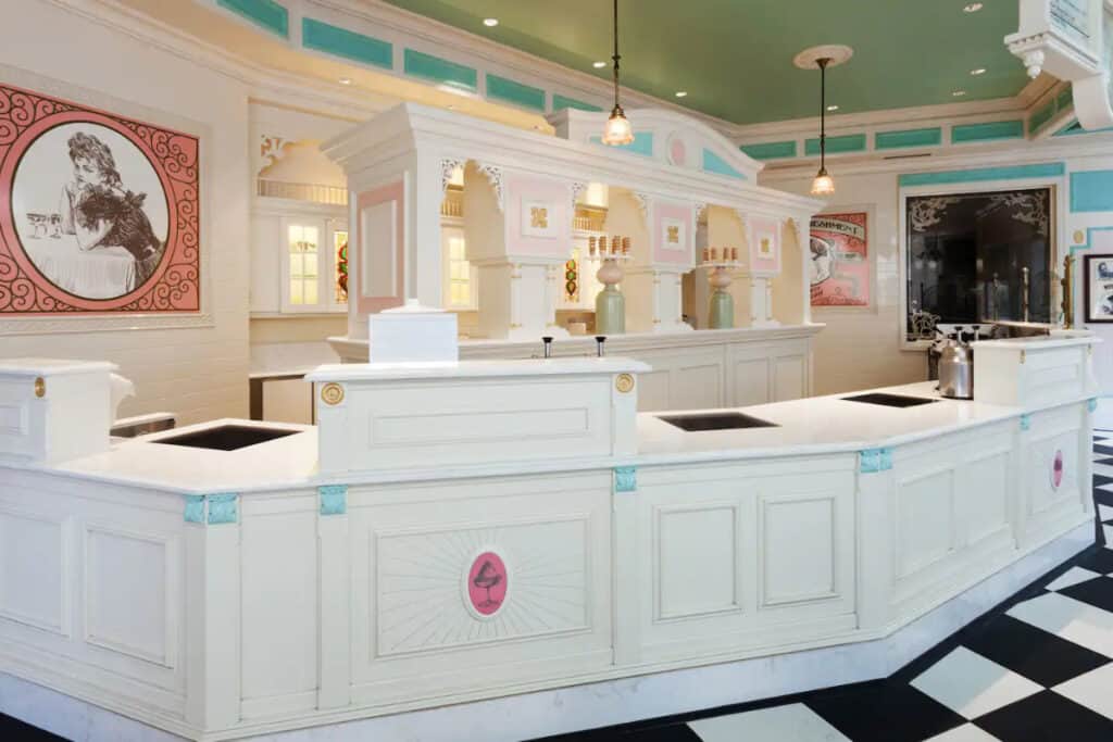 The 14 Best Places To Get Ice Cream in Walt Disney World | How To Disney